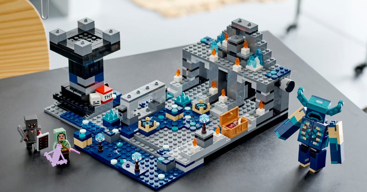 Best LEGO Minecraft sets by @theHappyCrafts