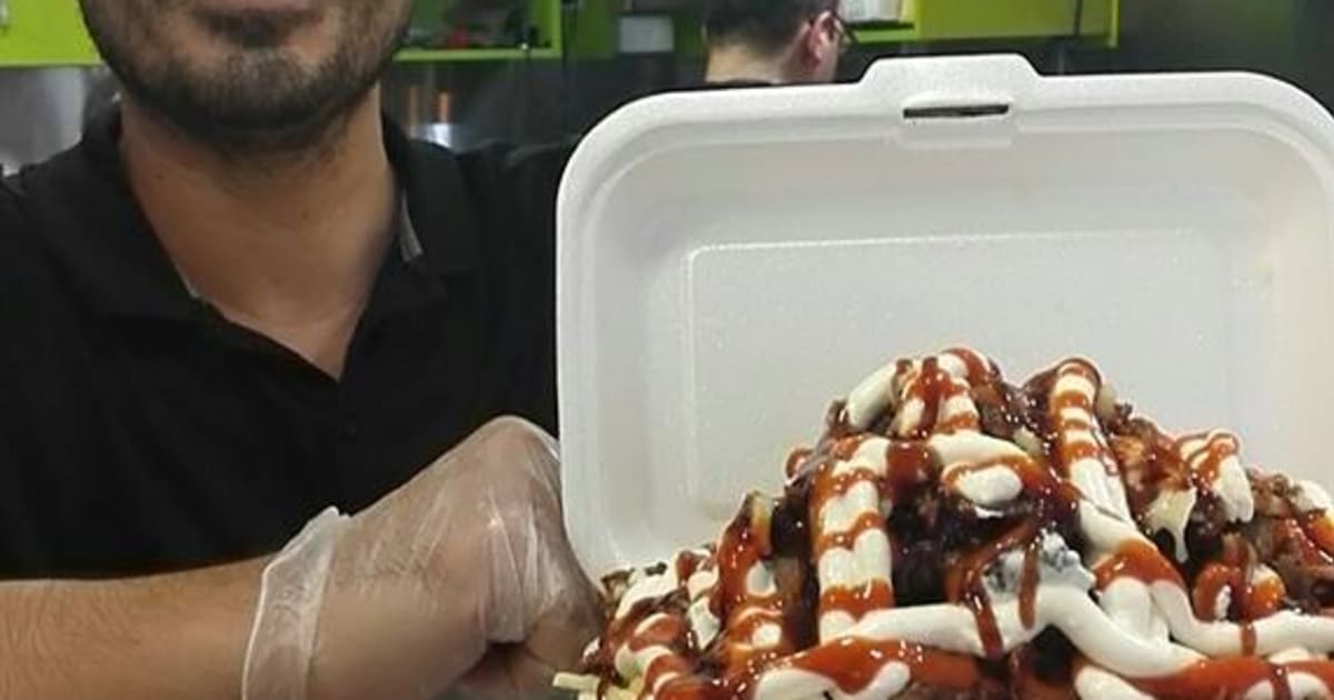 Viva's | Halal Snack Pack's (HSP's)
