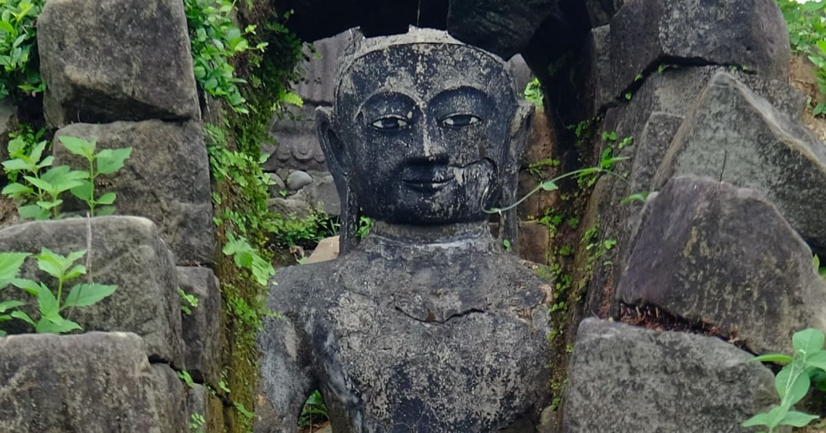 Latyar Pisi Pagoda | The ULTIMATE Myanmar List