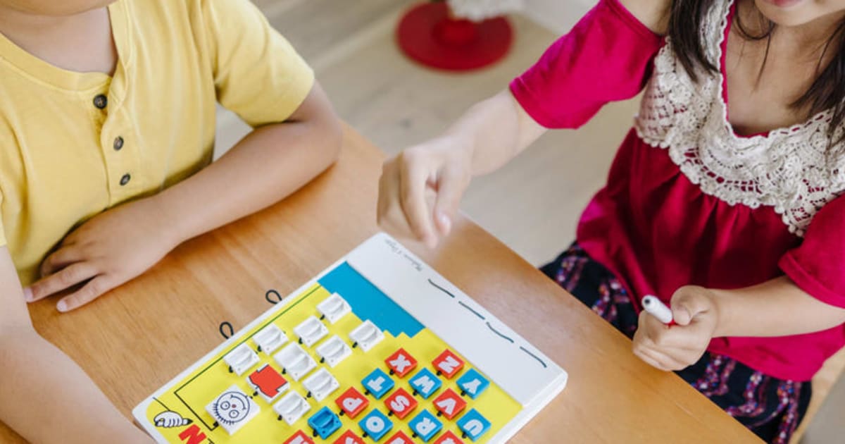 Play Hangman | The Ultimate List of 300+ Activities To Do With Kids ...