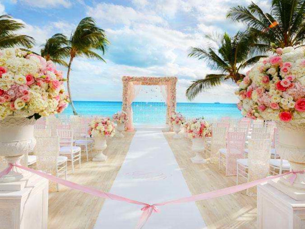 Checklist for a Destination Wedding by @AngelaChan