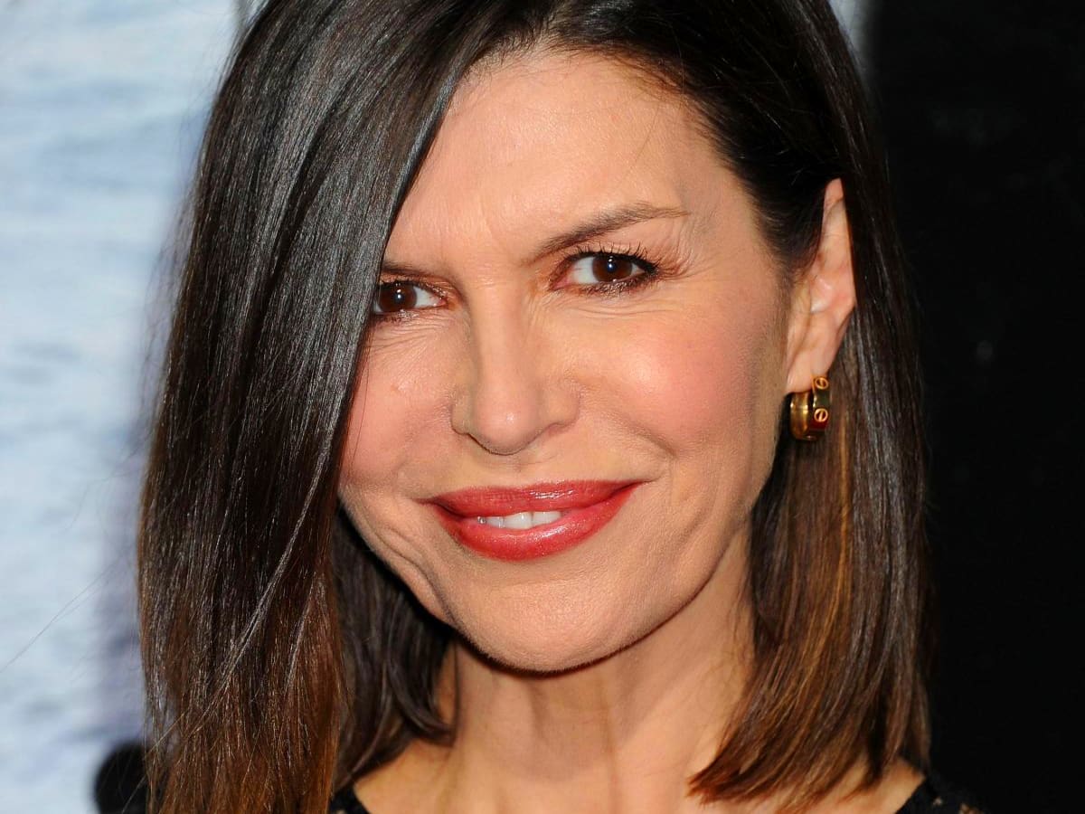 Anna Devane | The Complete List of General Hospital Characters