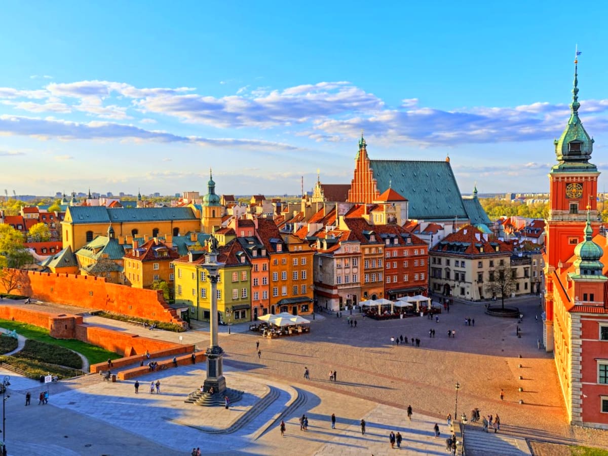 Must See Places in Warsaw, Poland by @BrownBoyTravels