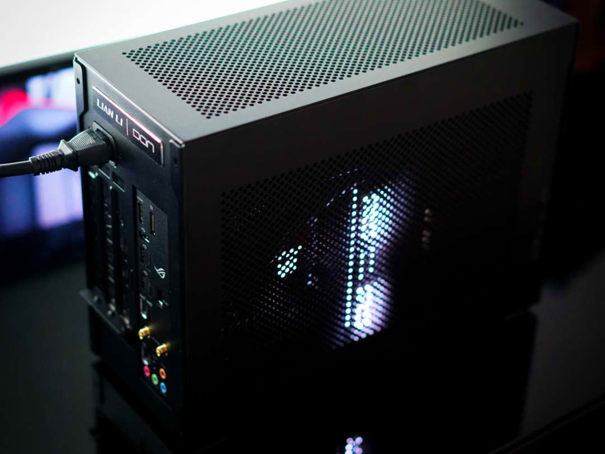 Mid level ITX Gaming PC Australia 2022 by @80ishplus - Listium