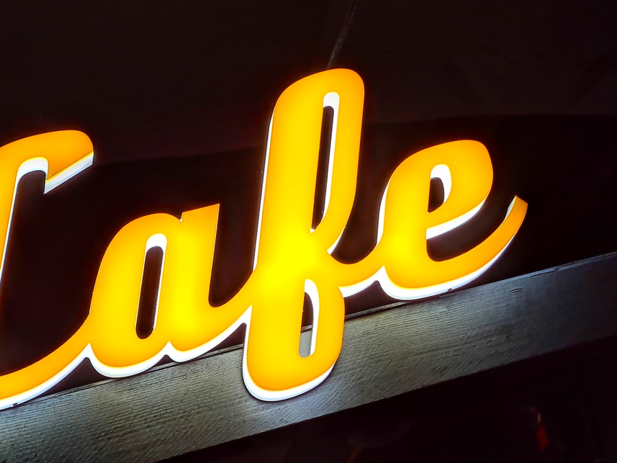 Business Sign Trends for New Businesses in 2024 by @JordanMcDowell